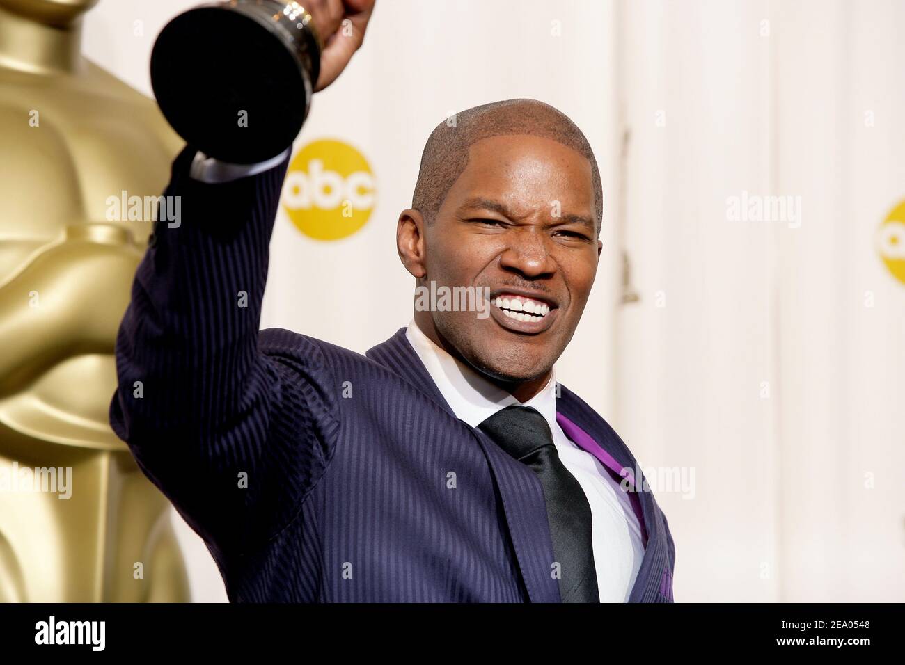 Jamie Foxx With His Best Actor Award High Resolution Stock Photography ...