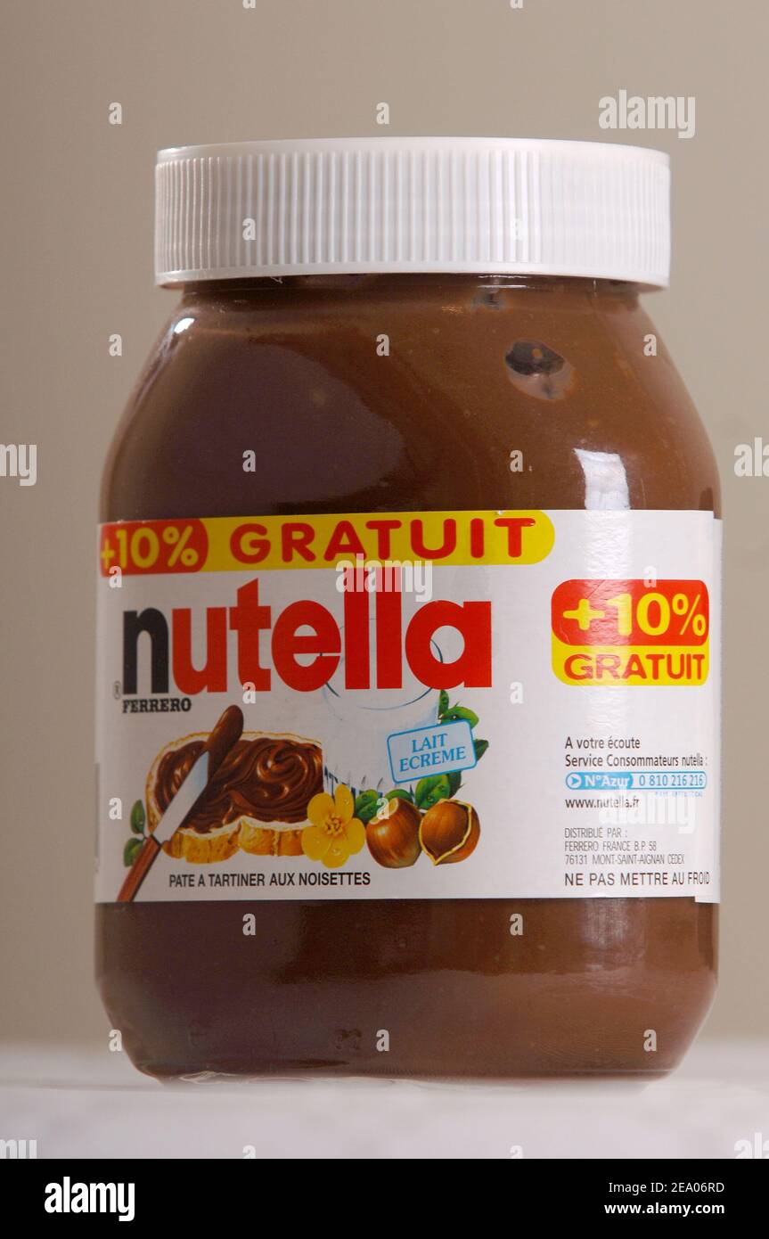 Nutella pot hi-res stock photography and images - Alamy
