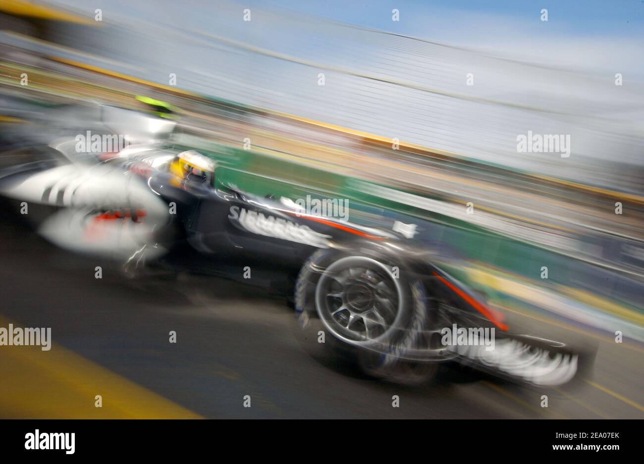 Voiture de course de formule 1 hi-res stock photography and images - Alamy