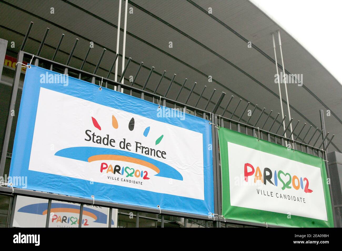 Panneau publicitaire logo hi-res stock photography and images - Alamy