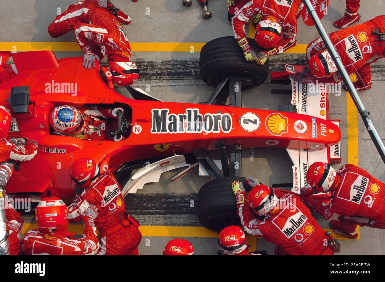 Ferrari pit stop hi-res stock photography and images - Alamy