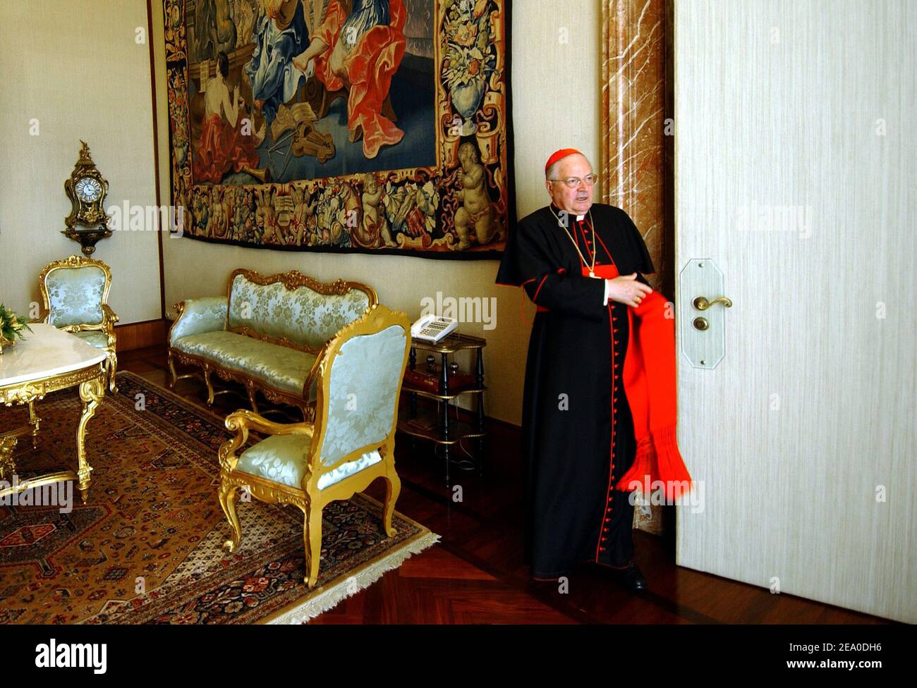 Angelo sodano hi-res stock photography and images - Alamy