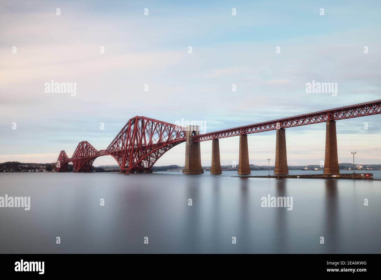 Forth rail bridge winter hi-res stock photography and images - Alamy