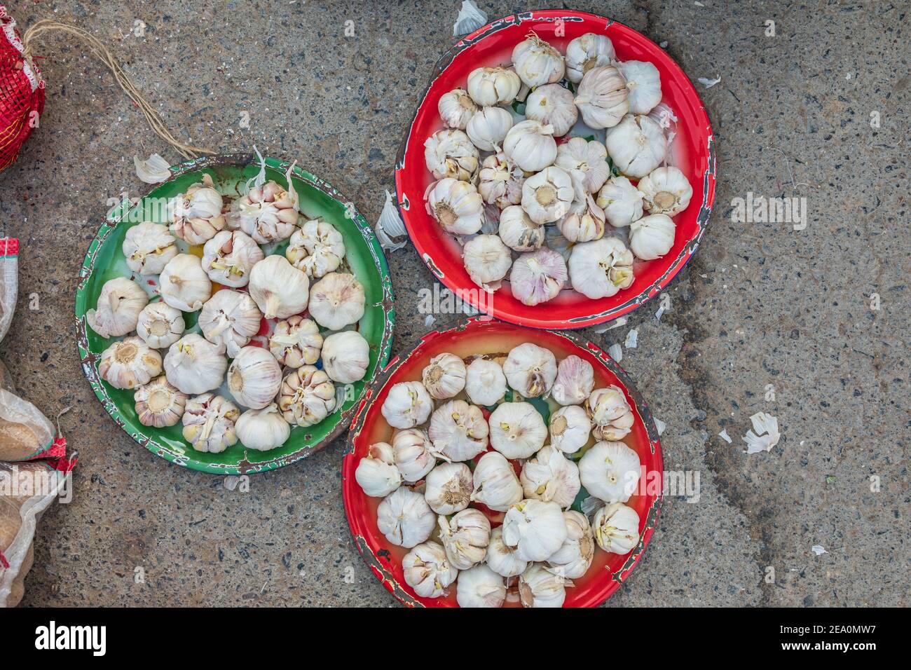 Middle East, Arabian Peninsula, Oman, Al Batinah South, Sinaw. Garlic ...