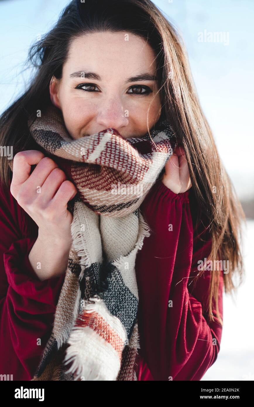 Snow modeling girl hi-res stock photography and images - Alamy