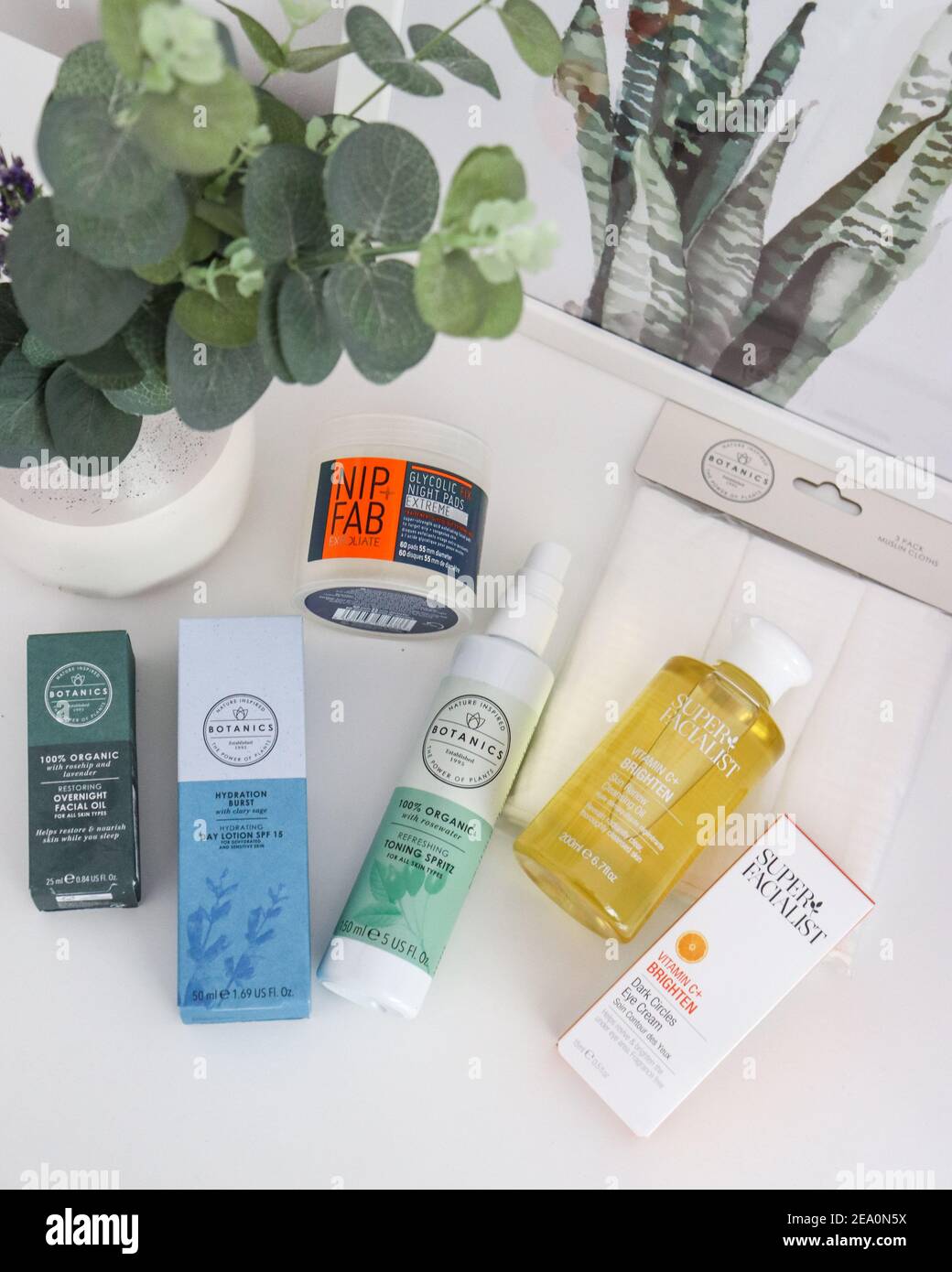 Cruelty free products hi-res stock photography and images - Alamy