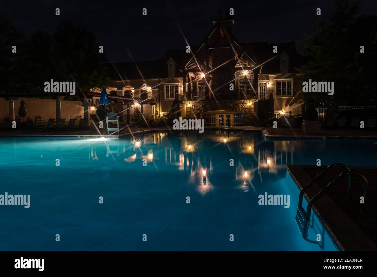 Hotel night lit up pool hi-res stock photography and images - Alamy