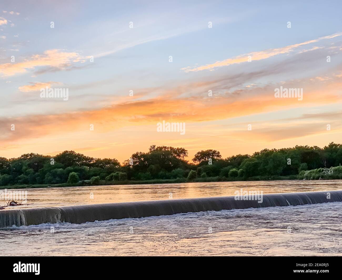 Middle loup river hi-res stock photography and images - Alamy