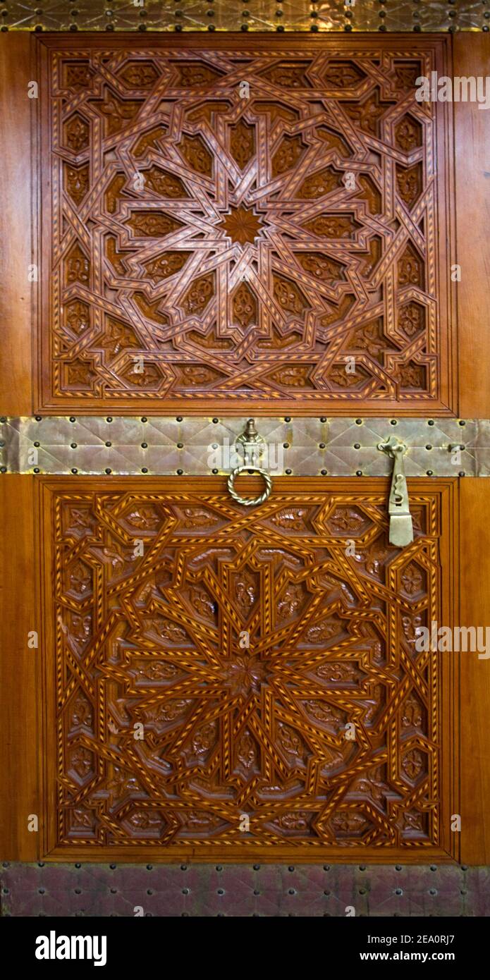 Arabic doors hi-res stock photography and images - Alamy