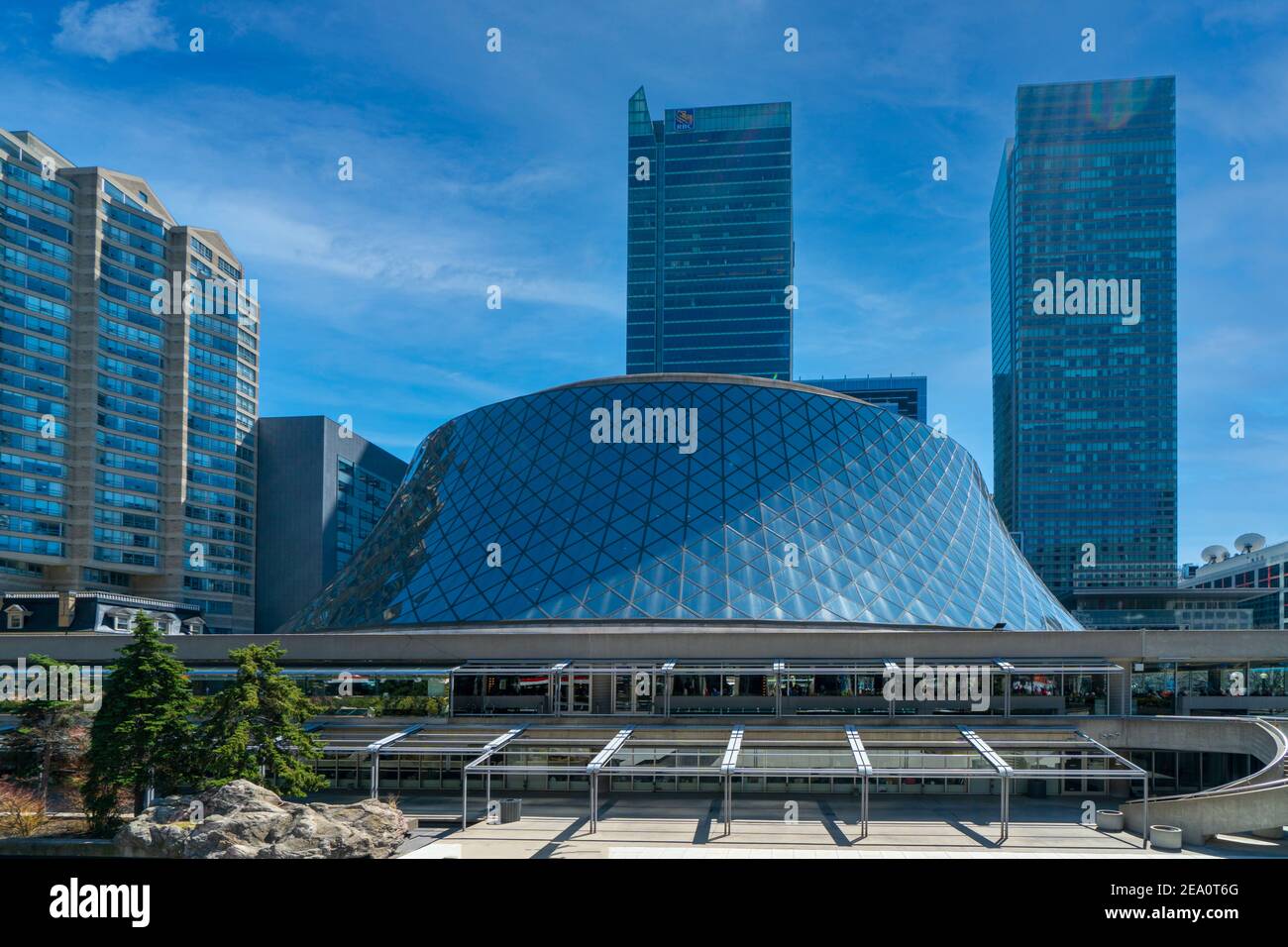 Toronto symphony orchestra hi-res stock photography and images - Alamy