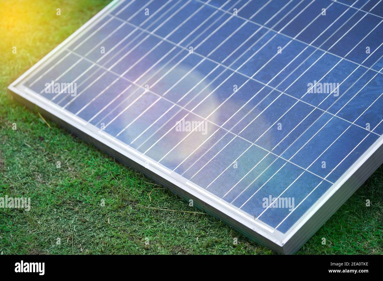 Solar power technology hi-res stock photography and images - Alamy