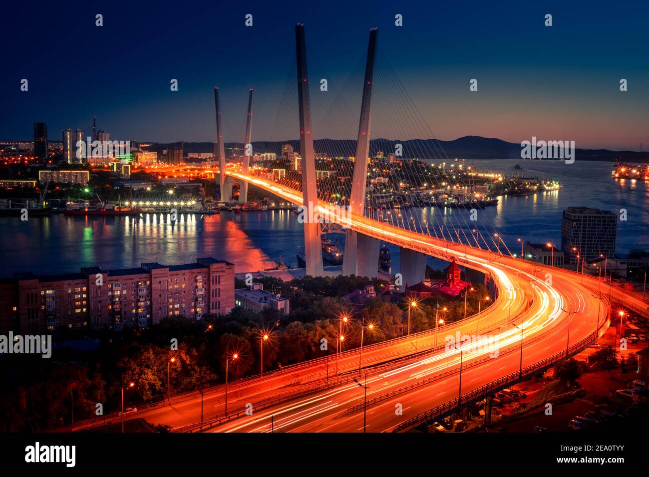 Golden hour street view in london hi-res stock photography and images ...