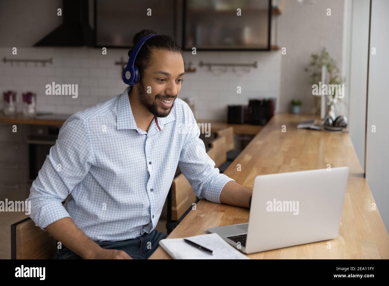 Black student using computer in hi-res stock photography and images - Alamy