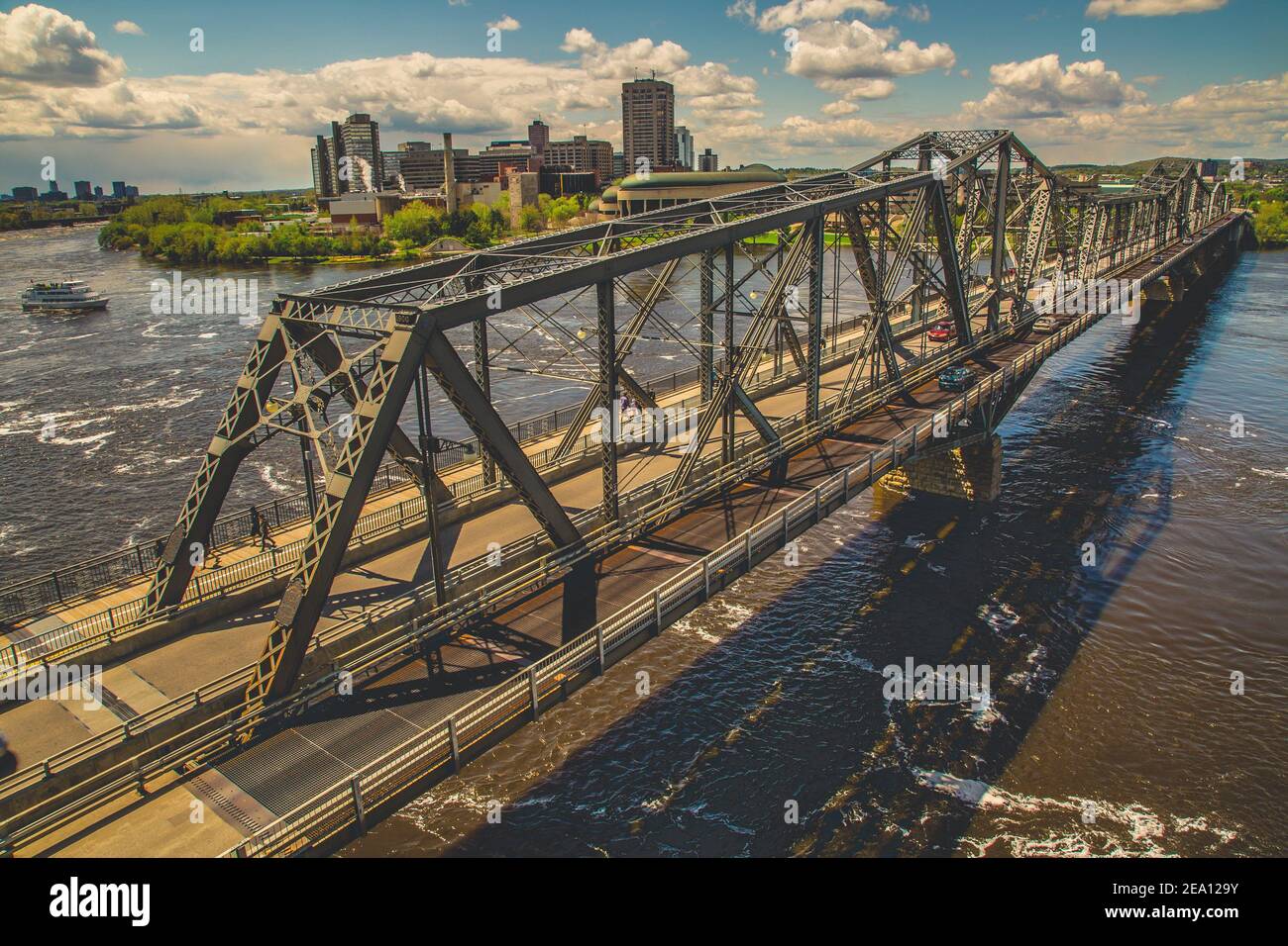 ottawa city bridge Stock Photo - Alamy
