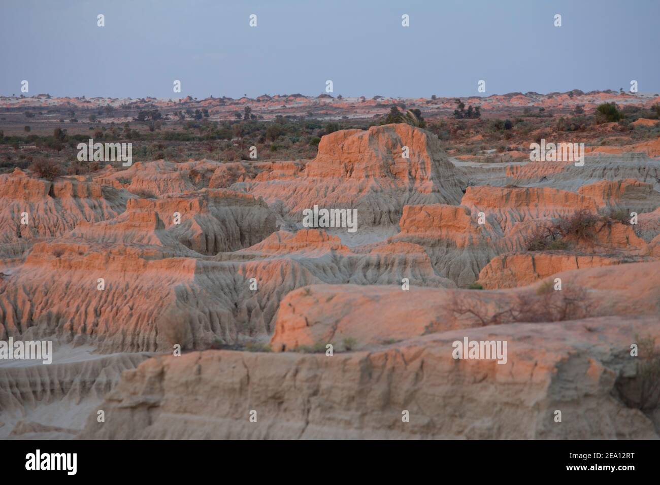 Photos of Mungo National Park and main campground Stock Photo - Alamy