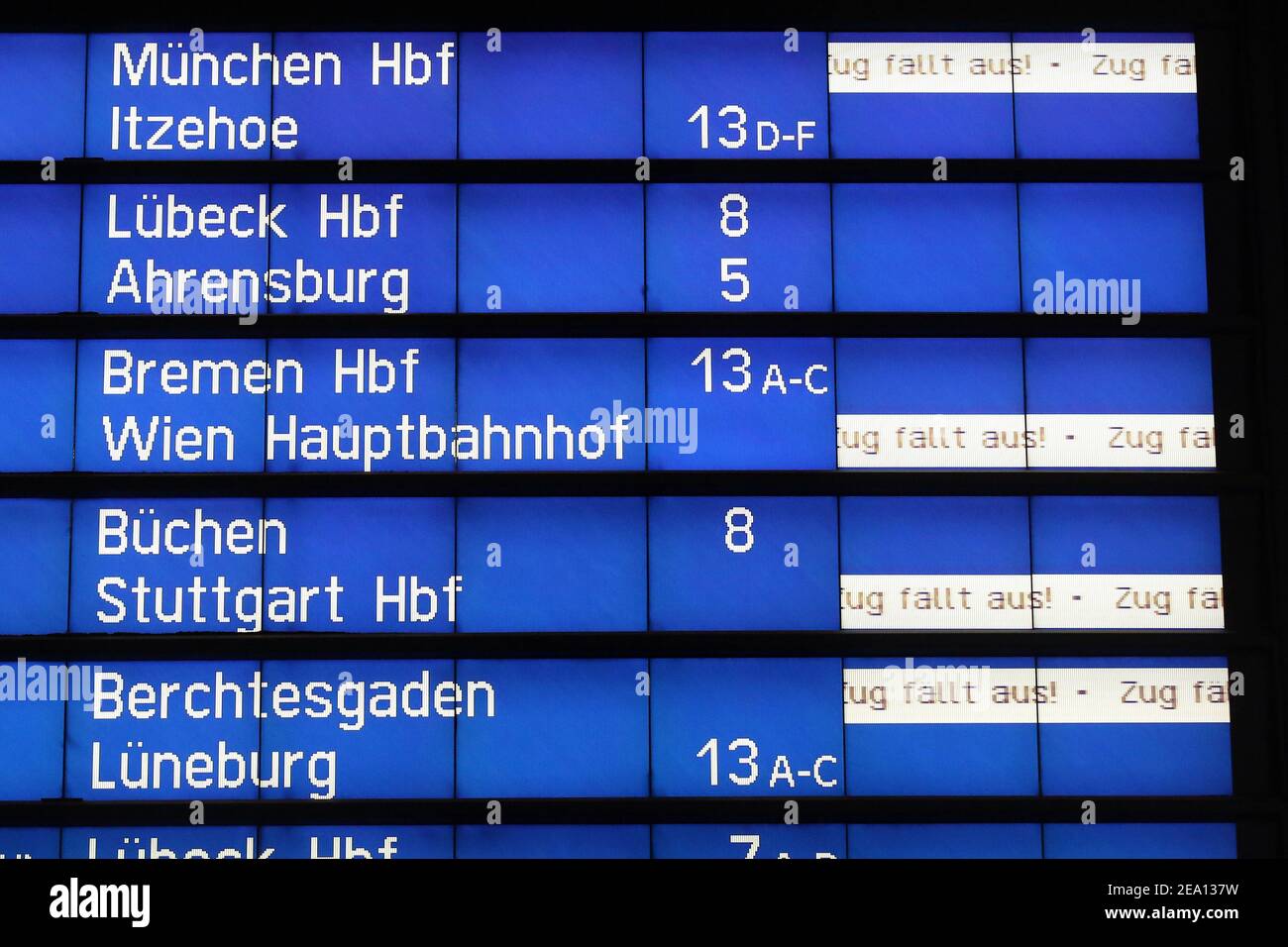 Train indicator board hi-res stock photography and images - Alamy