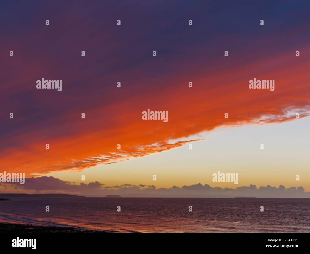 Brilliant low lighting hi-res stock photography and images - Alamy