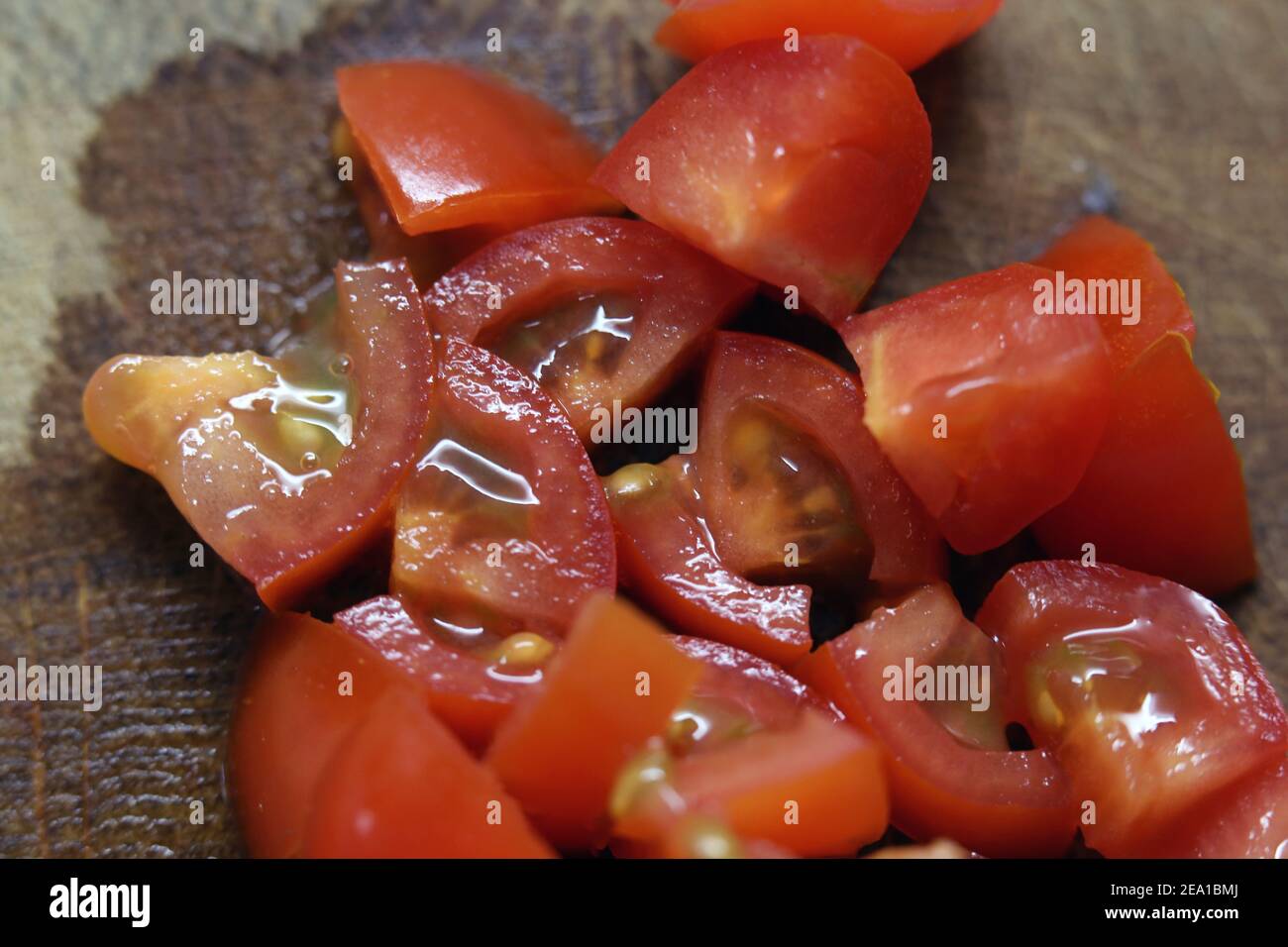Tomato pieces hi-res stock photography and images - Alamy
