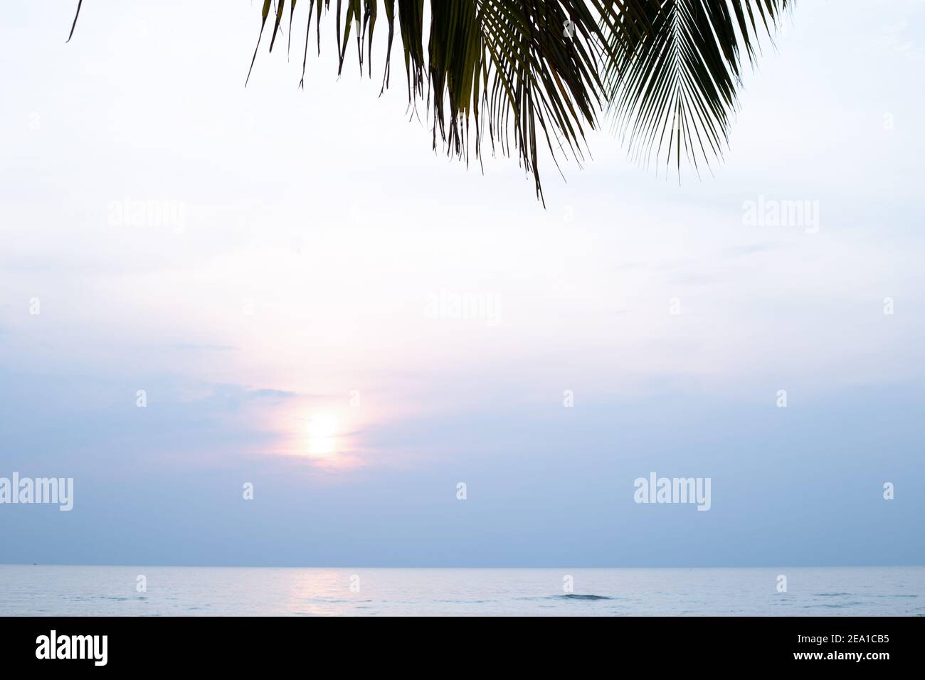 Delicate sea coastline hi-res stock photography and images - Alamy