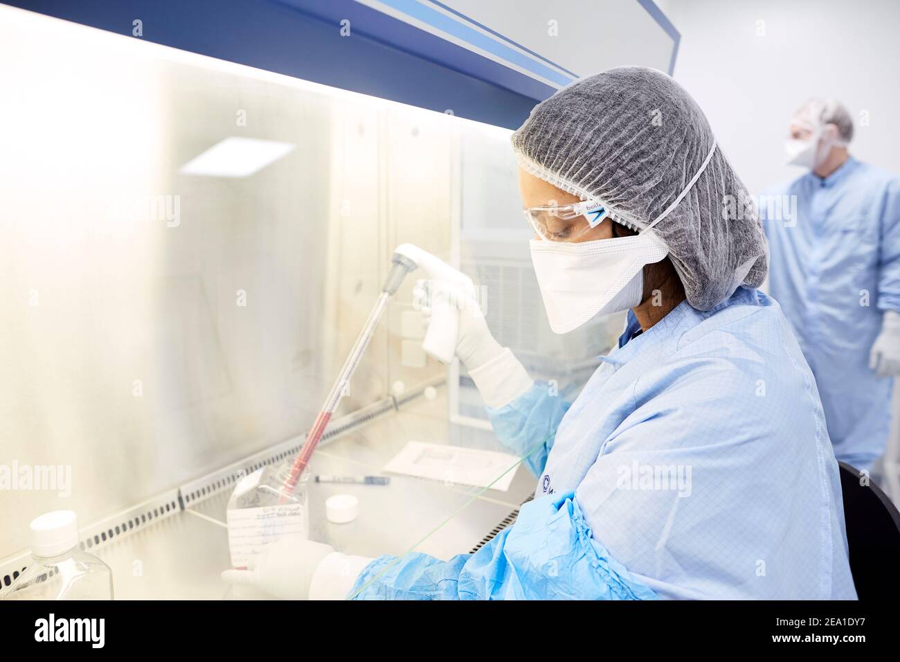 UK Science Vaccine Laboratory Stock Photo - Alamy