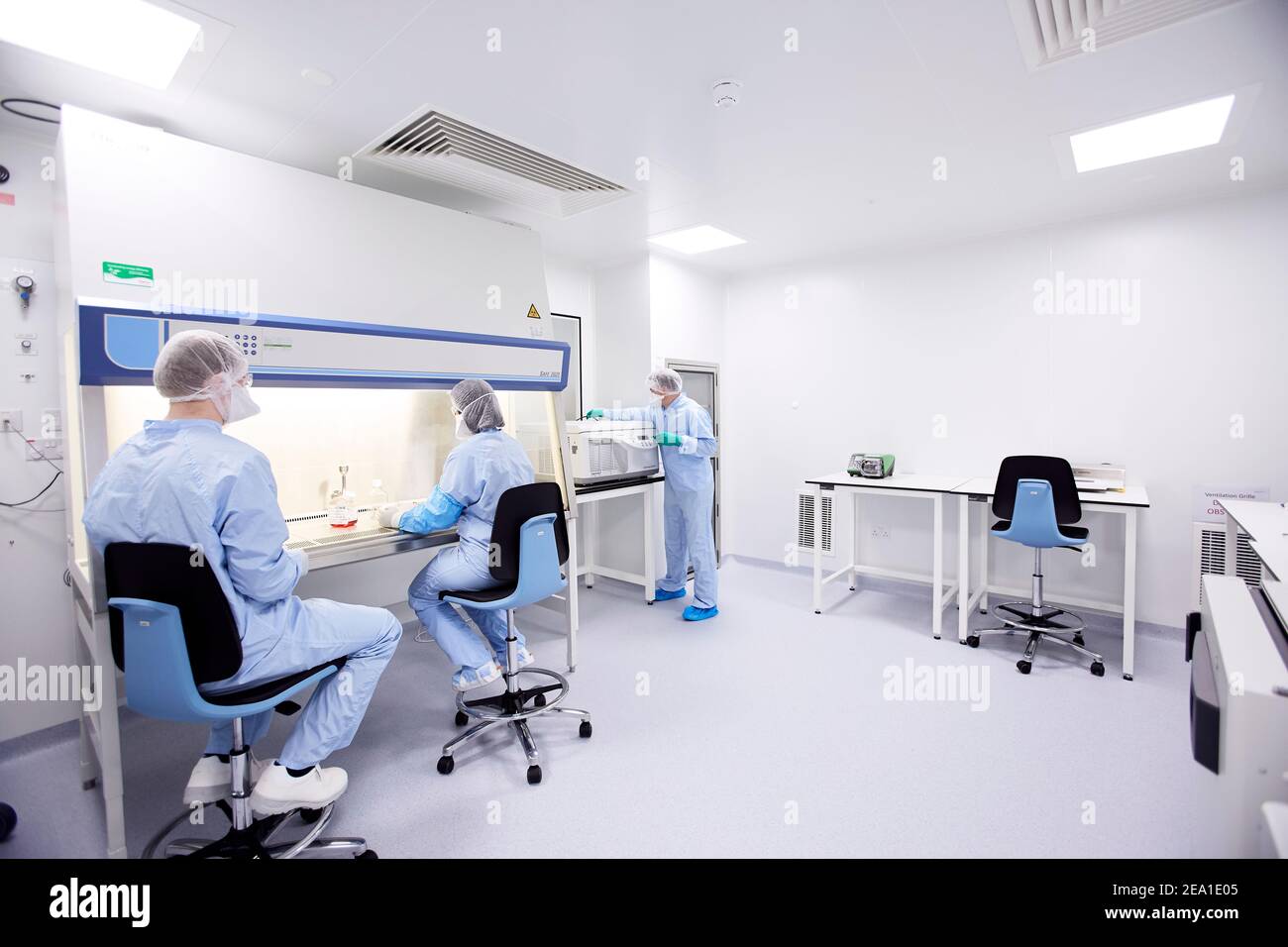 UK Science Vaccine Laboratory Stock Photo - Alamy