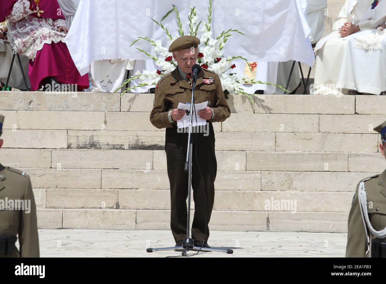 Comrade in arms hi-res stock photography and images - Alamy