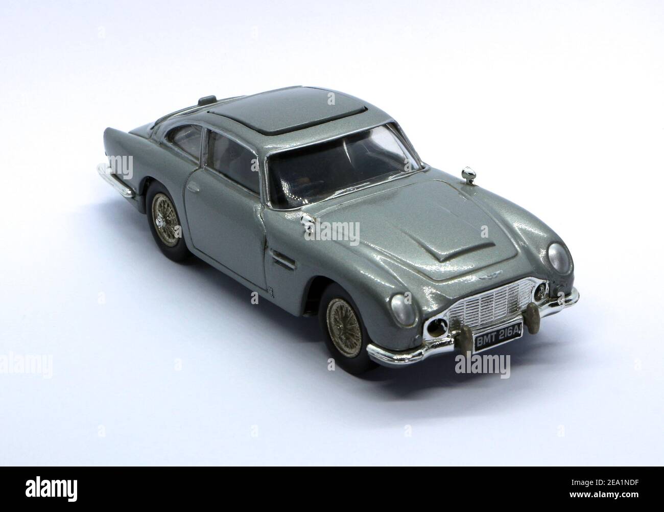 Goldfinger 1964 Aston High Resolution Stock Photography and Images - Alamy