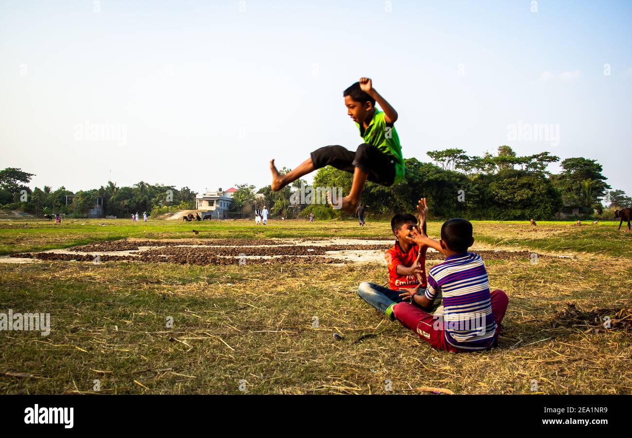 Bangladesh traditional game hi-res stock photography and images - Alamy