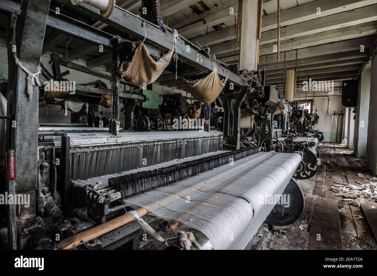 Clamped textile hi-res stock photography and images - Alamy