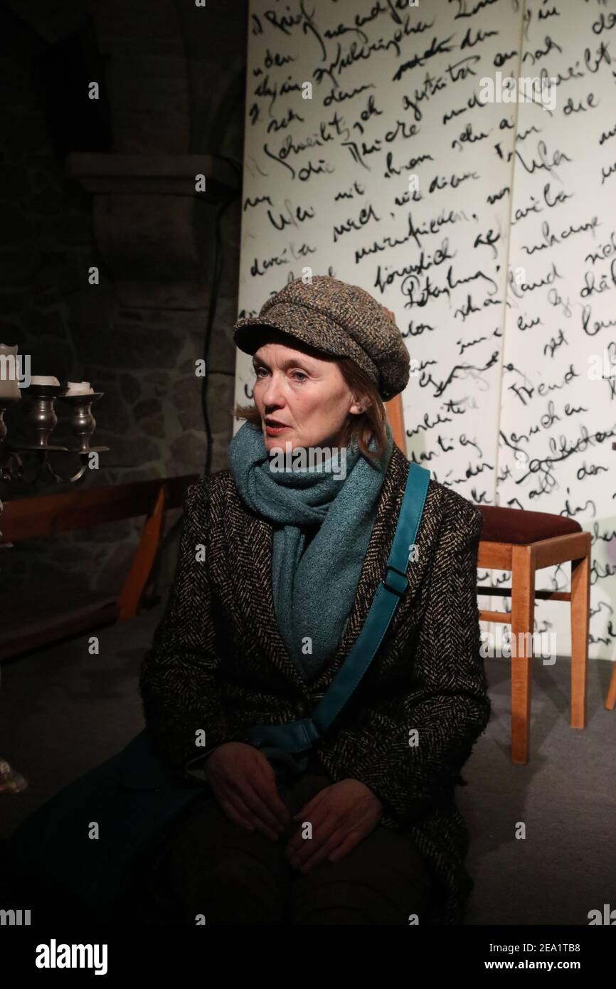 Josephine Hoppe (Tochter von Rolf Hoppe) bei der Aufzeichnung der ...