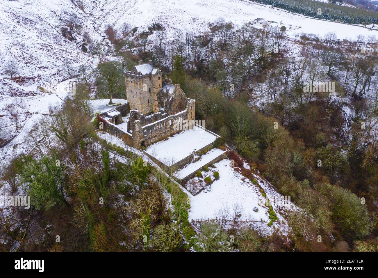 Scottish castles winter snow hi-res stock photography and images - Alamy