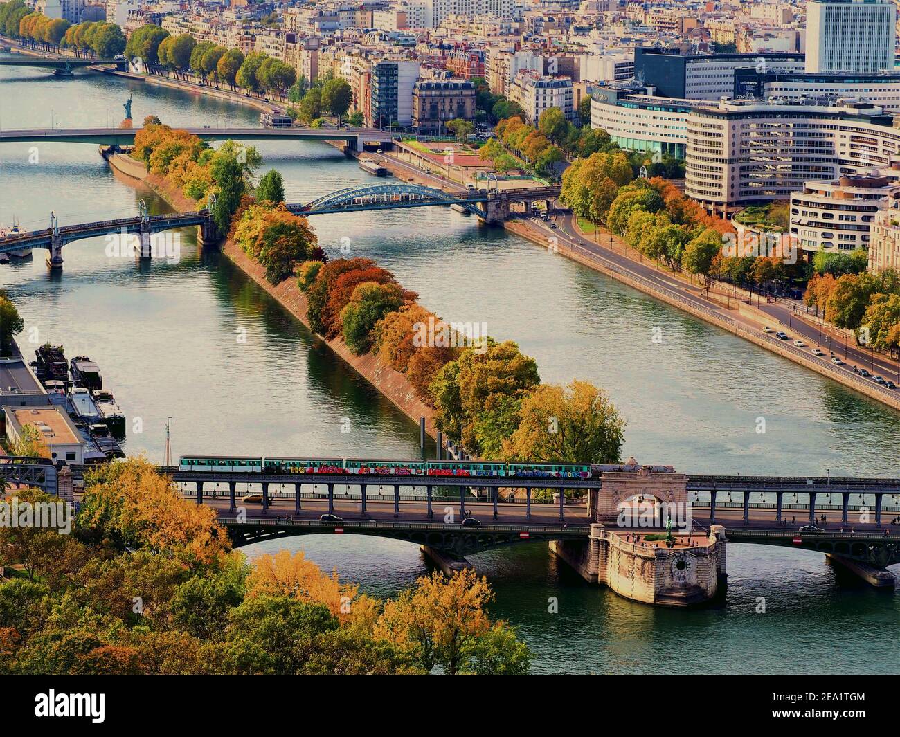 Bridges over the river Seine seen from teh Eiffel tower Stock Photo - Alamy