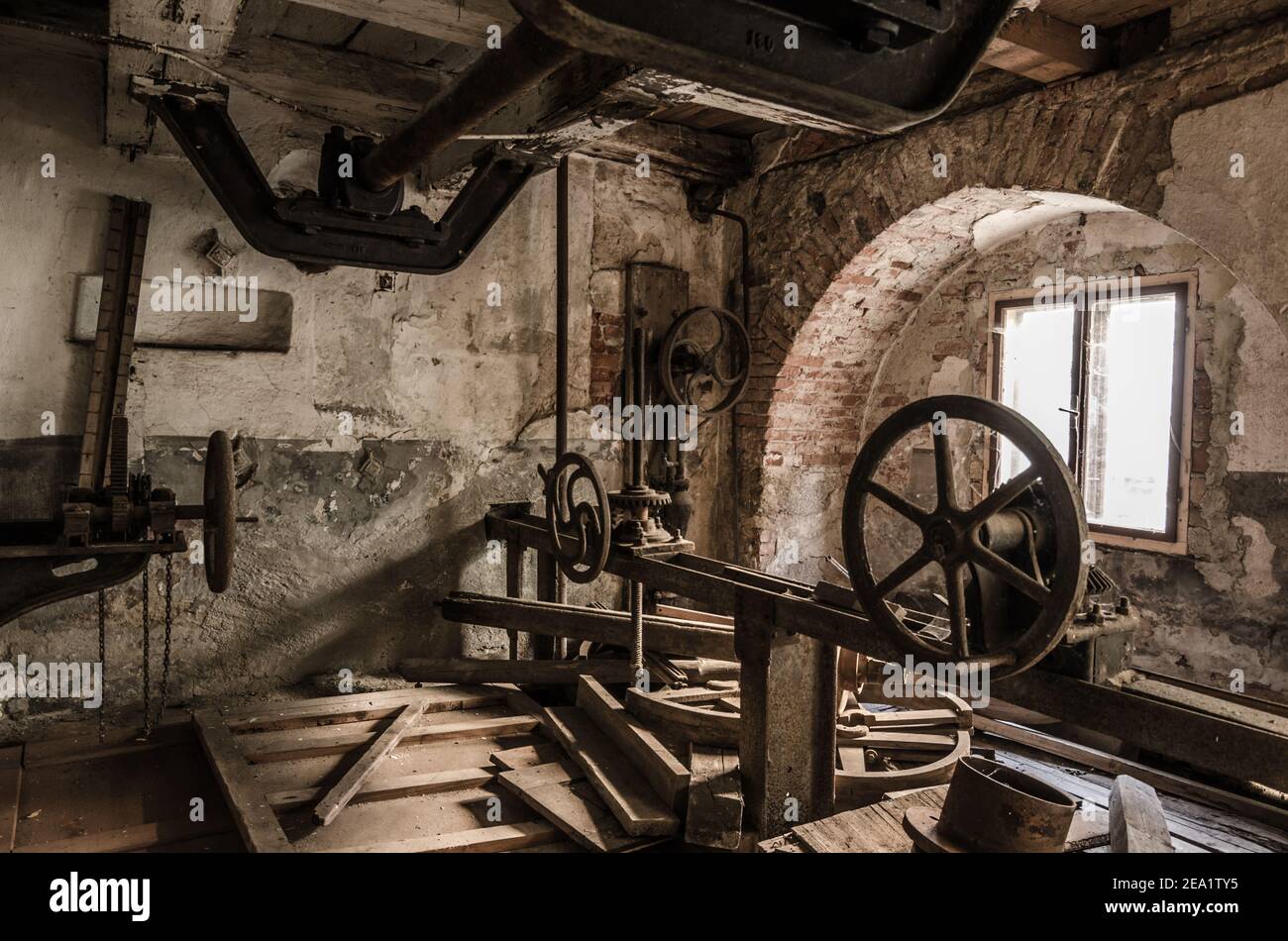 The vaulted cellars hi-res stock photography and images - Alamy