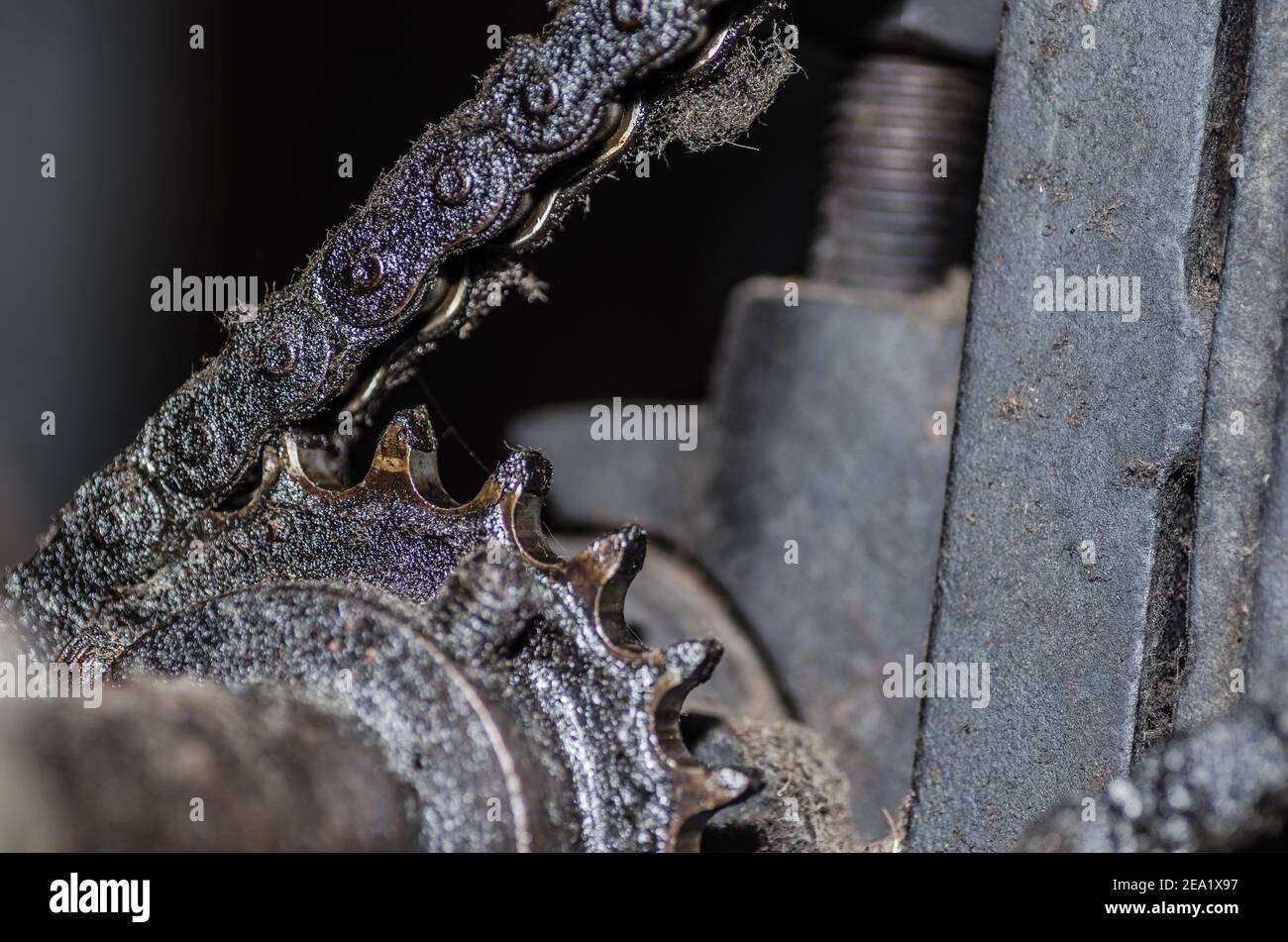 oily old chain drive Stock Photo - Alamy