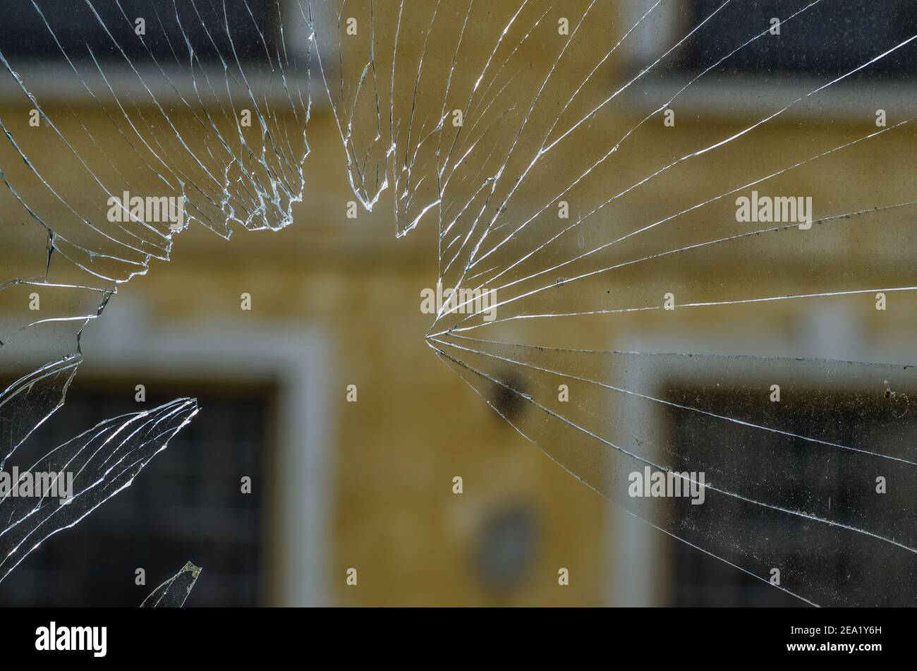 Broken window detail hi-res stock photography and images - Alamy
