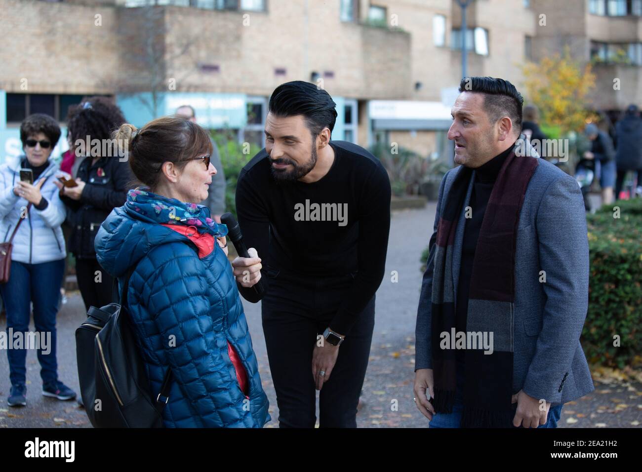 Radio 2 presenters hi-res stock photography and images - Alamy