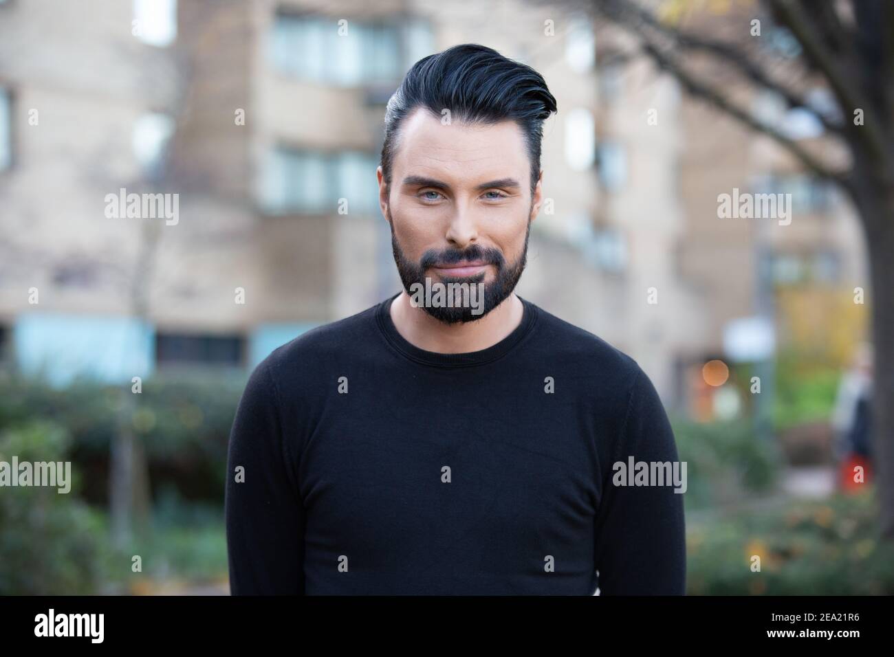 Radio 2 presenters hi-res stock photography and images - Alamy