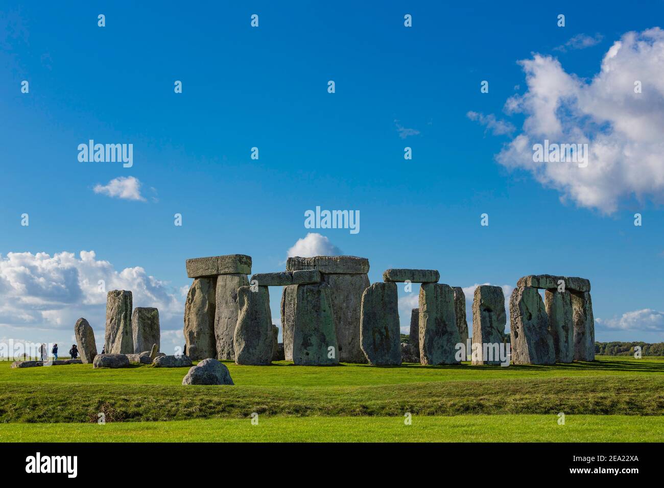 Stonehenge, Neolithic cult site, Neolithic stone circle, UNESCO World ...