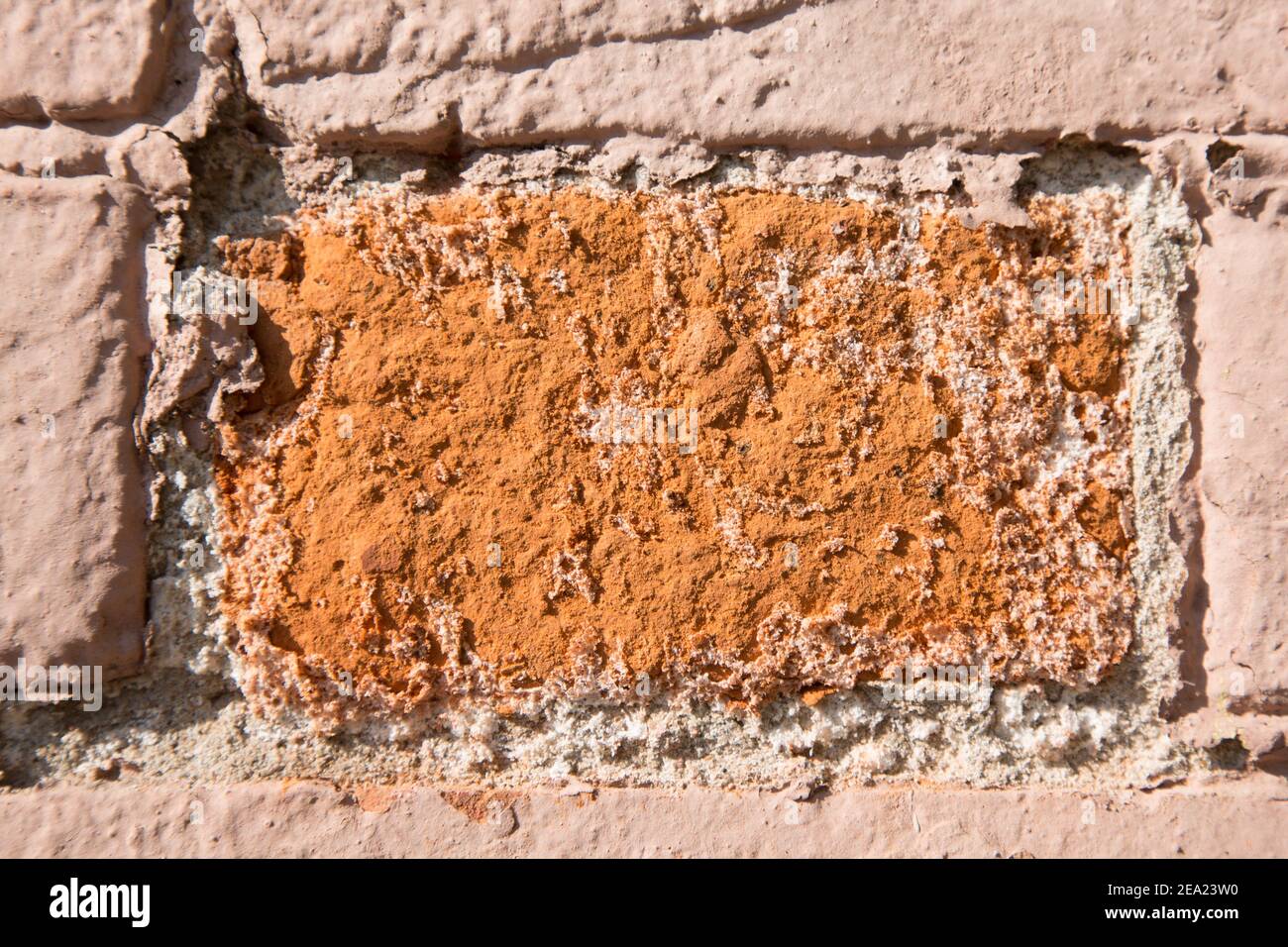Paint covered brickwork hi-res stock photography and images - Alamy