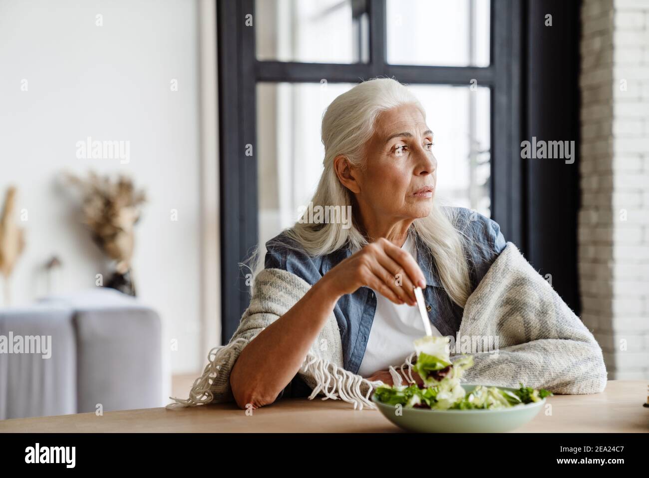 Modern grandmother hi-res stock photography and images - Alamy