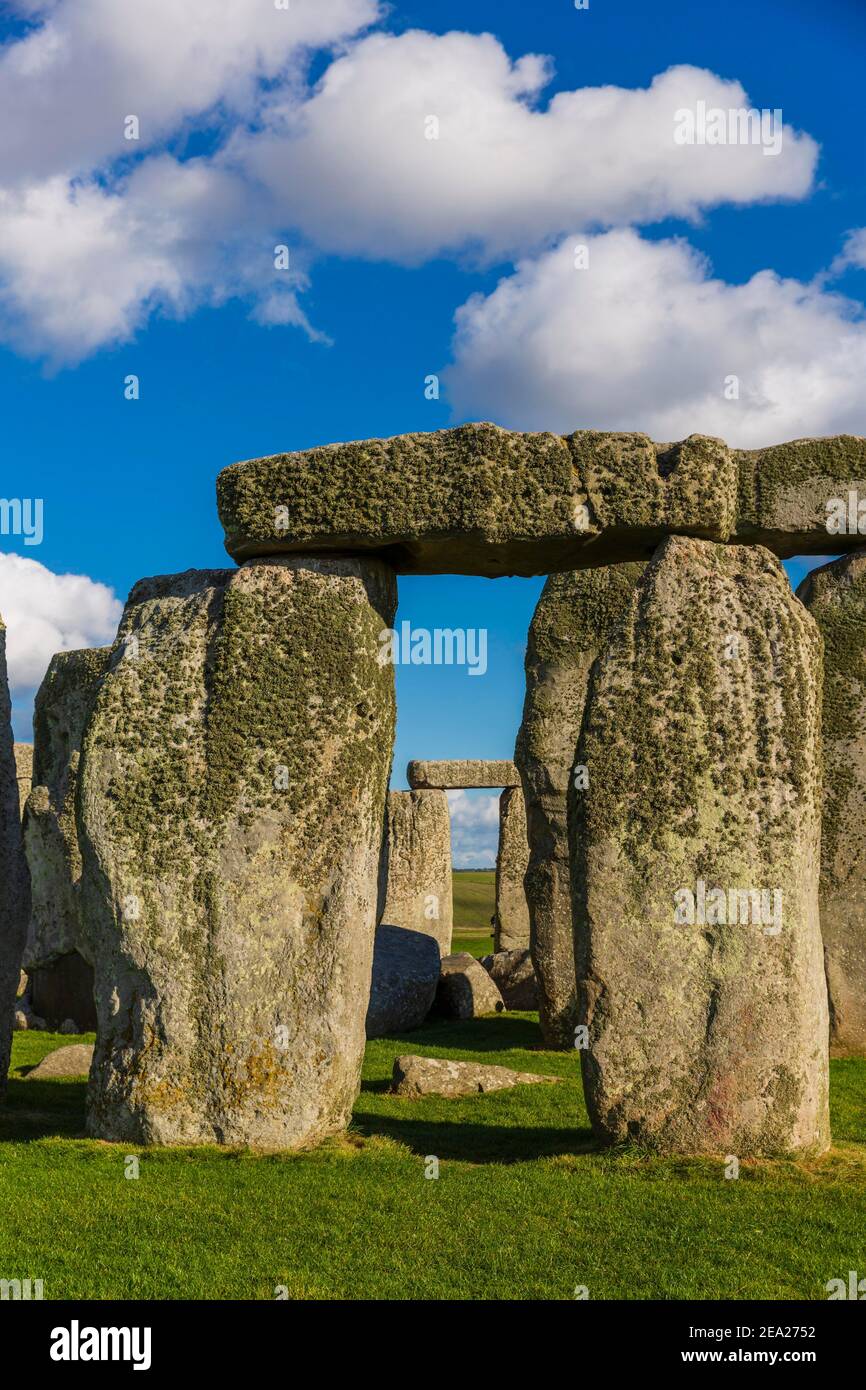 Stonehenge, Neolithic cult site, Neolithic stone circle, UNESCO World ...