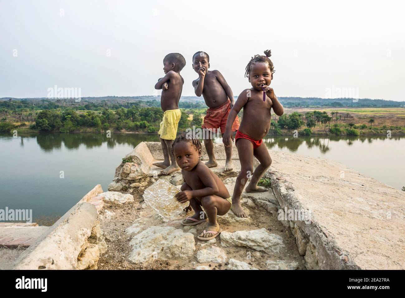 Angola angolan child hi-res stock photography and images - Alamy