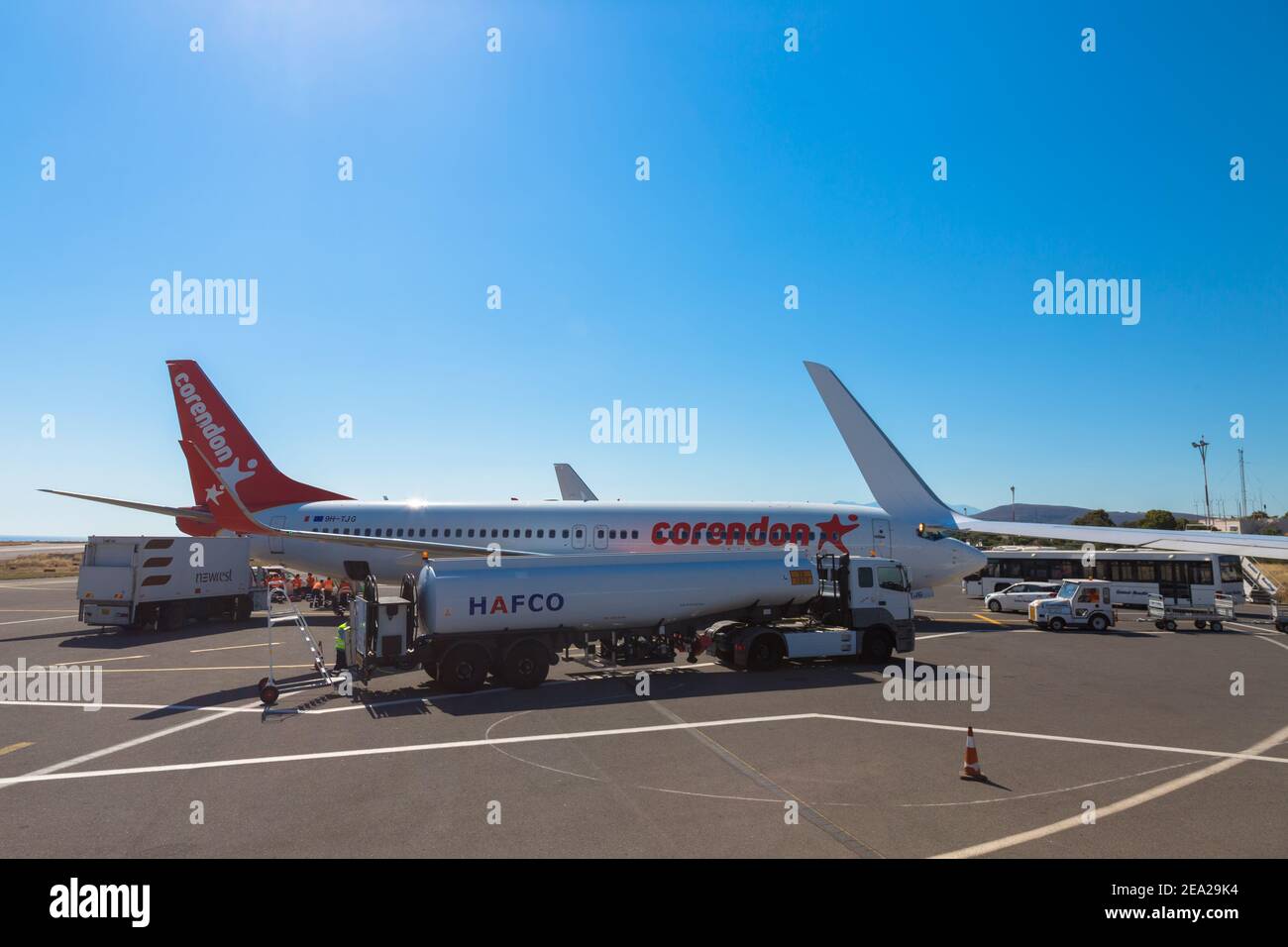 Heraklion airport plane crete greece hi-res stock photography and ...