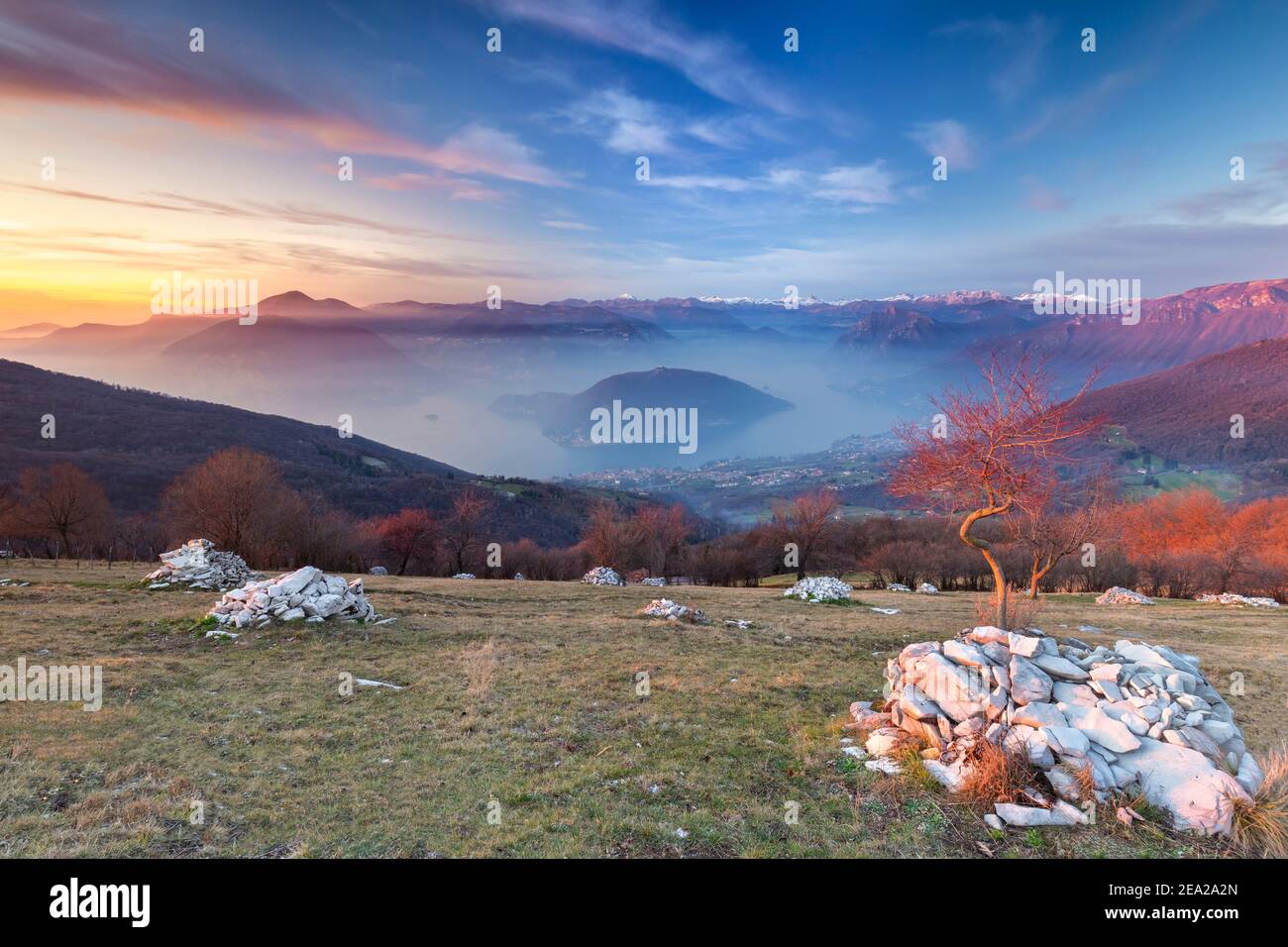 Sunset on Iseo Lake from Colmi of Sulzano viewpoint. Sulzano, Brescia ...