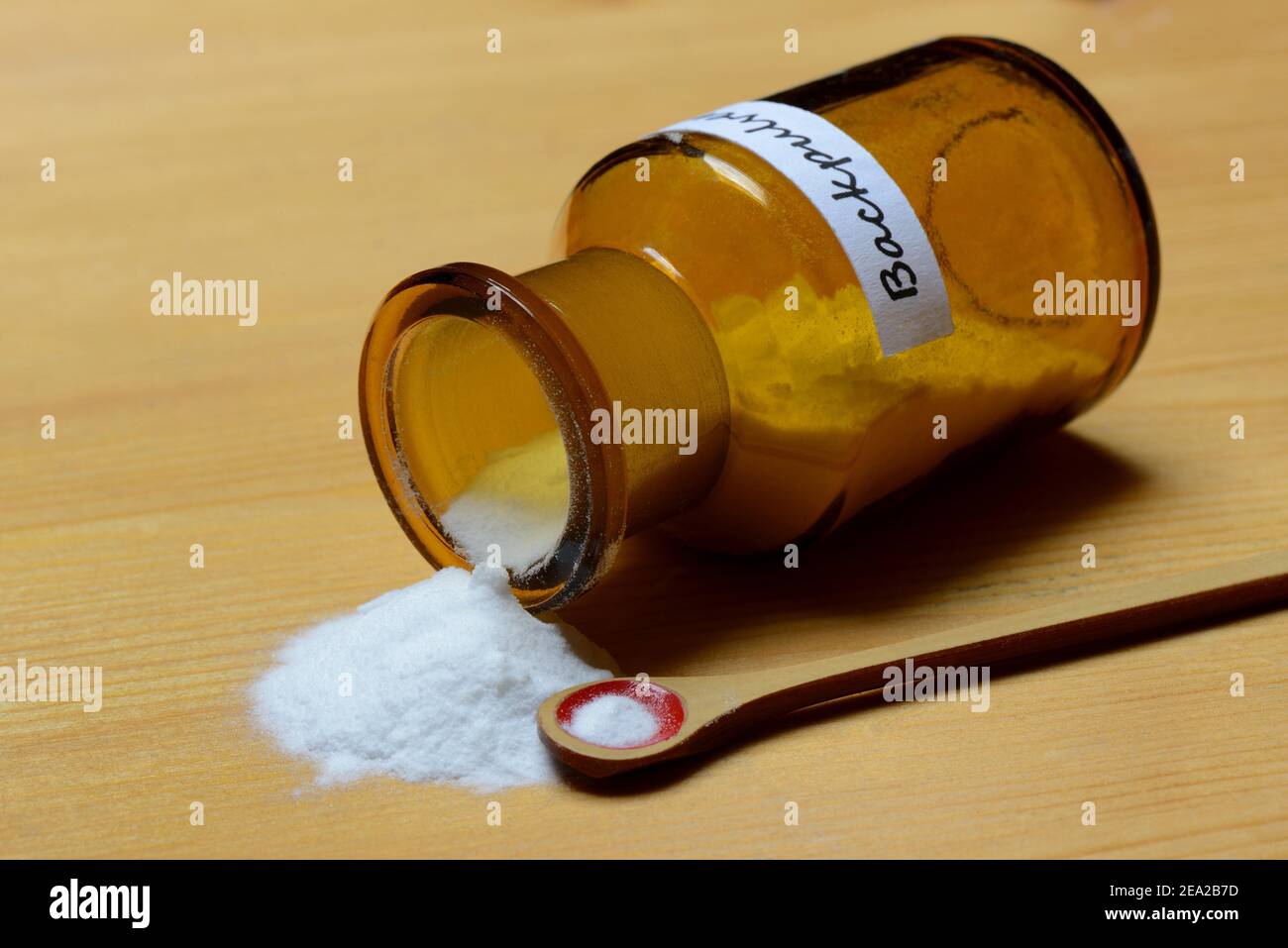 Raising agent hi-res stock photography and images - Alamy