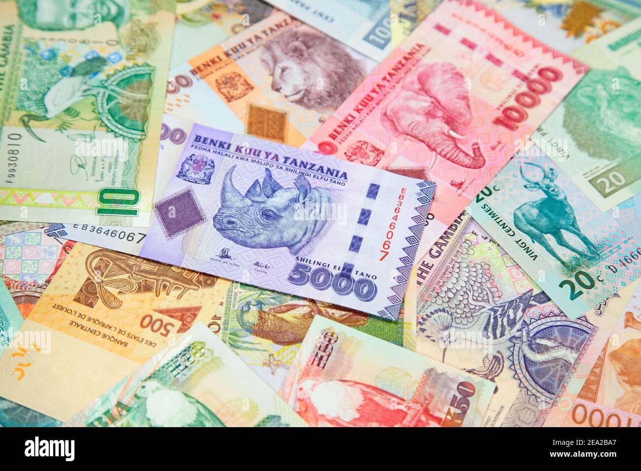 Tanzania money currency african note hi-res stock photography and ...