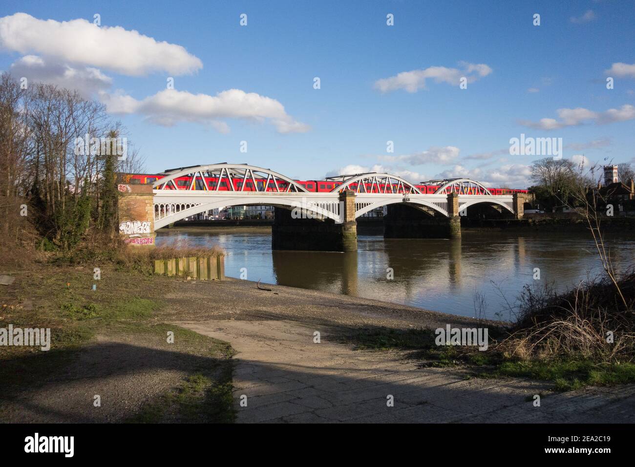 Bowstring arch truss bridge hi-res stock photography and images - Alamy
