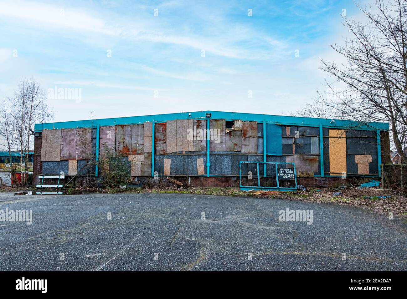 Abandoned Garage High Resolution Stock Photography and Images - Alamy