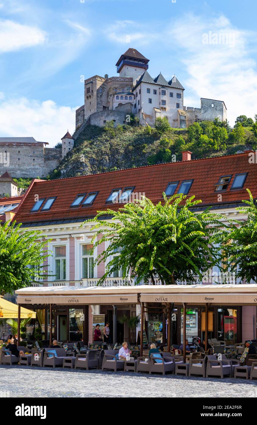 Trencin castle tourist attraction hi-res stock photography and images ...