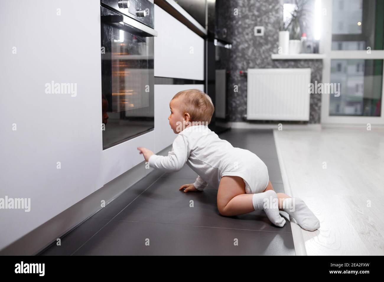 Infant burn hi-res stock photography and images - Alamy